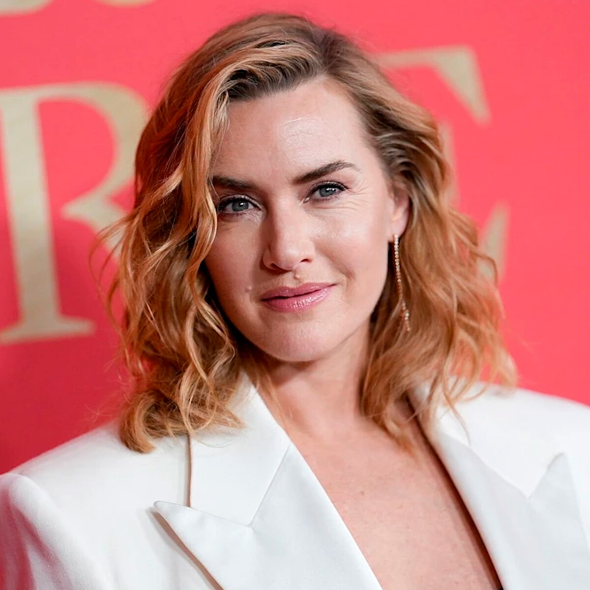 Кейт Уинслет снимется в новом сериале от Hulu - MainStyles.ru